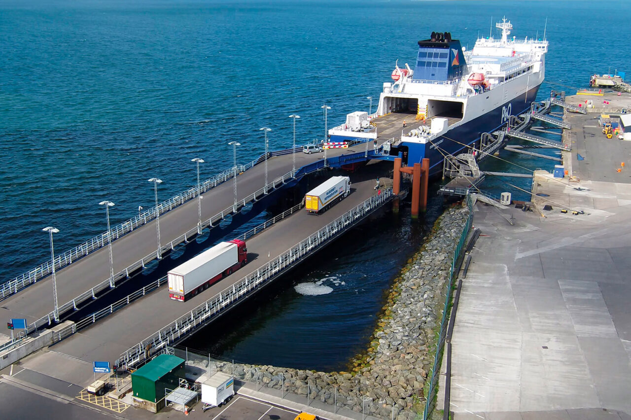 Maurice Ward Group | Forwarding, Logistics & Customs since 1968